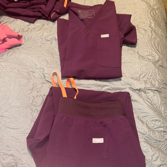 Figs | Other | Figs Dark Purple Large Top And Bottom | Poshmark